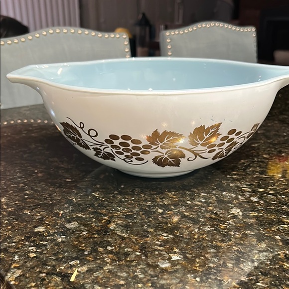 Pyrex | Kitchen | Vintage Pyrex Promotional Delphite Blue Golden Grapes ...